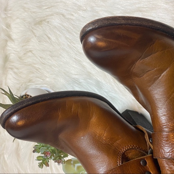 Frye | Shoes | Frye Tabitha Harness Short Heel Leather Boots Sz 7 ...